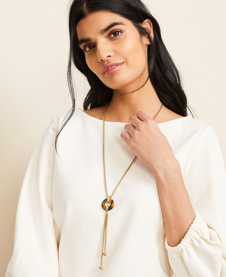 Tortoiseshell Print Circle Pendant Necklace