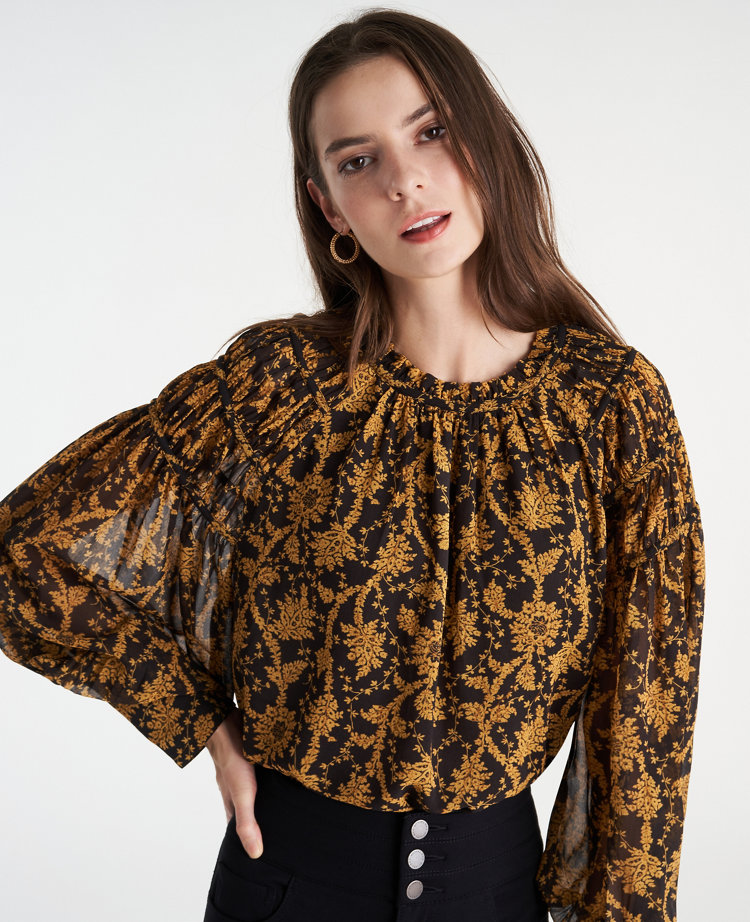 Floral Shirred Shoulder Blouse