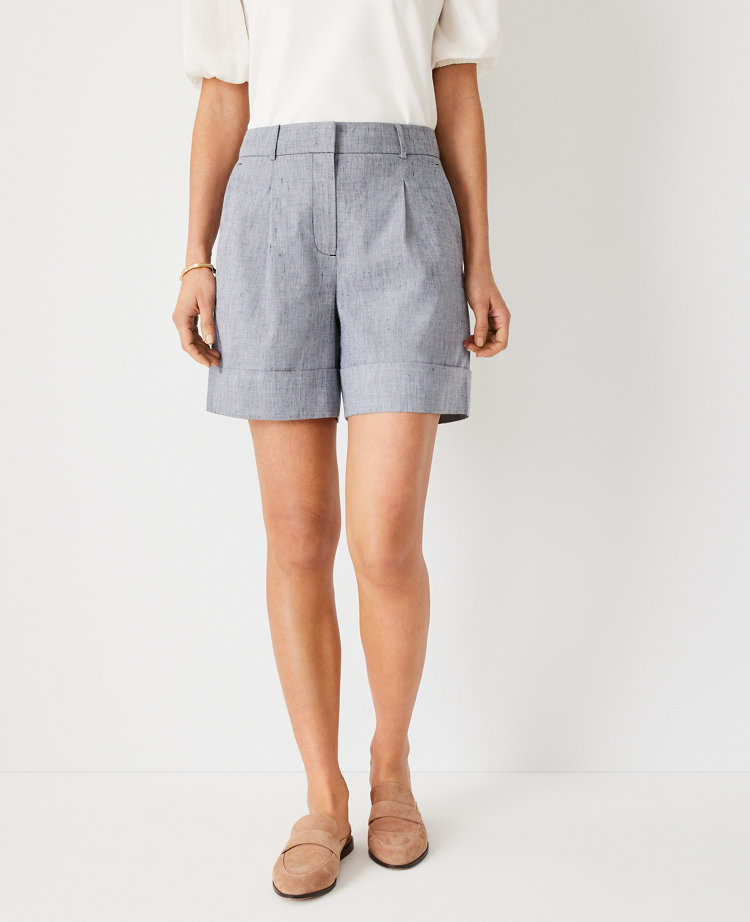 The Petite Wide Cuff Chambray Short