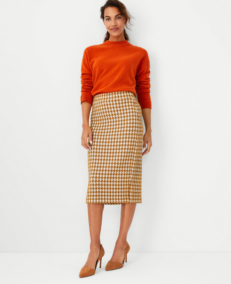 Houndstooth Pencil Skirt