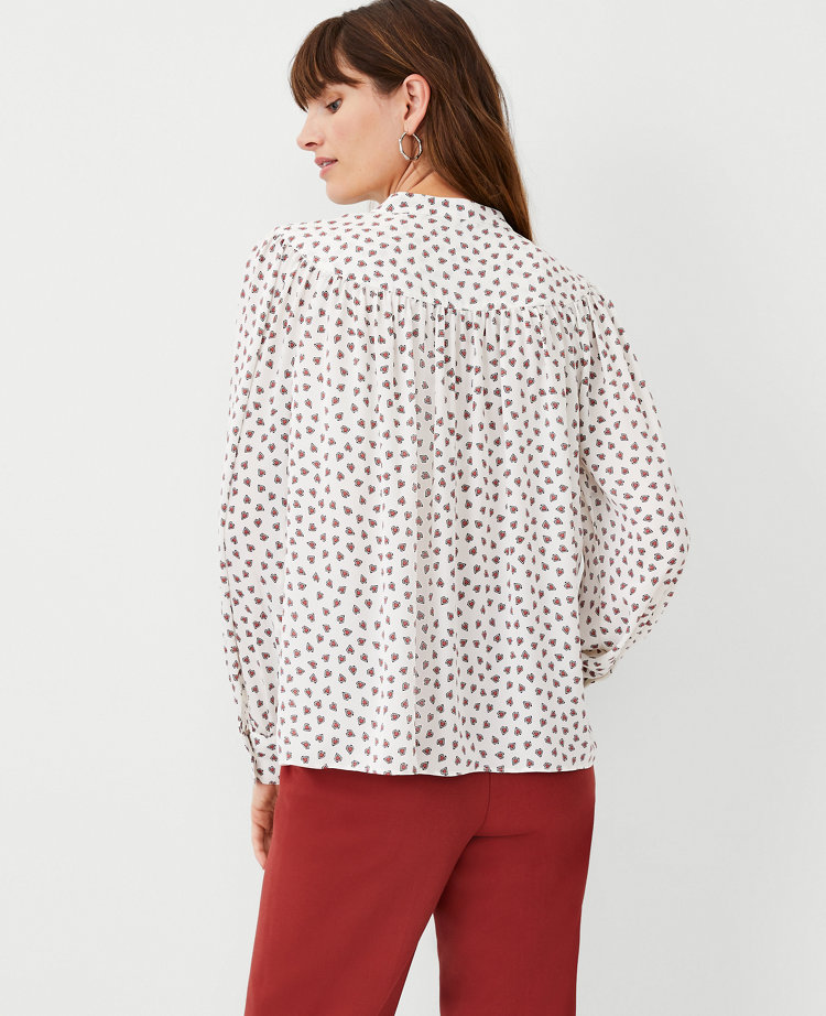 Heart Round Yoke Blouse