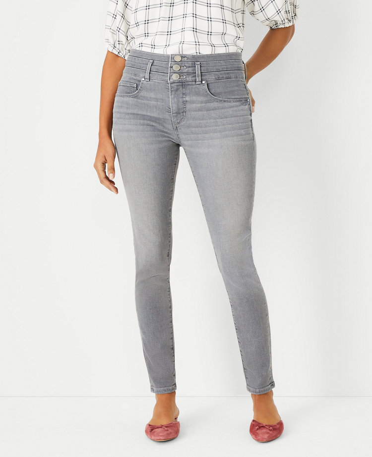 Curvy Sculpting Pocket High Rise Skinny Jeans in Icy Grey