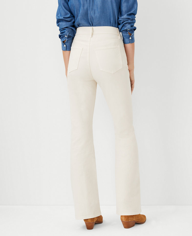 Petite Sculpting Pocket High Rise Boot Cut Jeans in Ecru