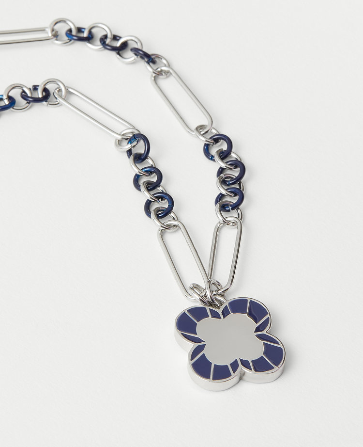 Clover Pendant Necklace