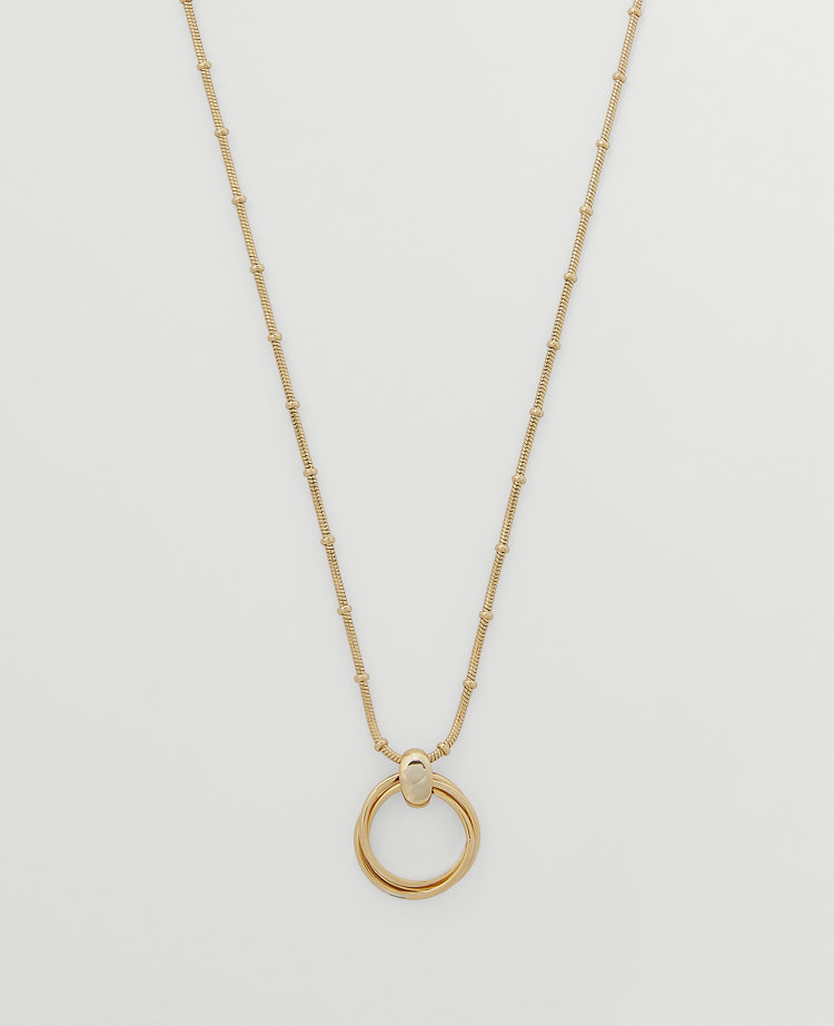 Twisted Loop Pendant Necklace