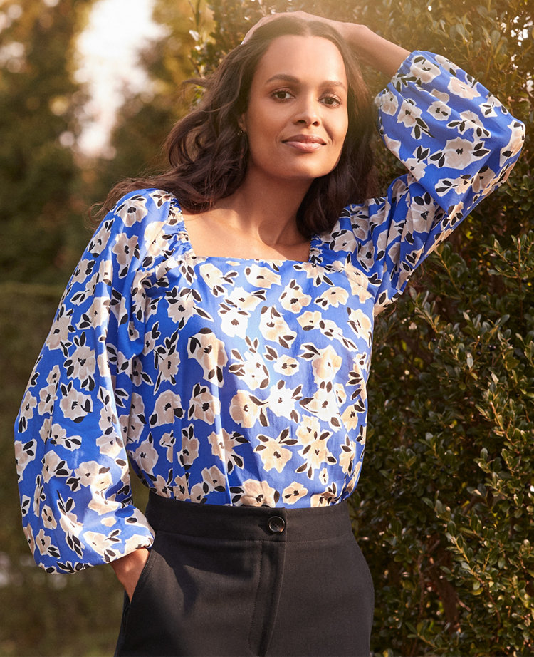 Floral Square Neck Puff Sleeve Top