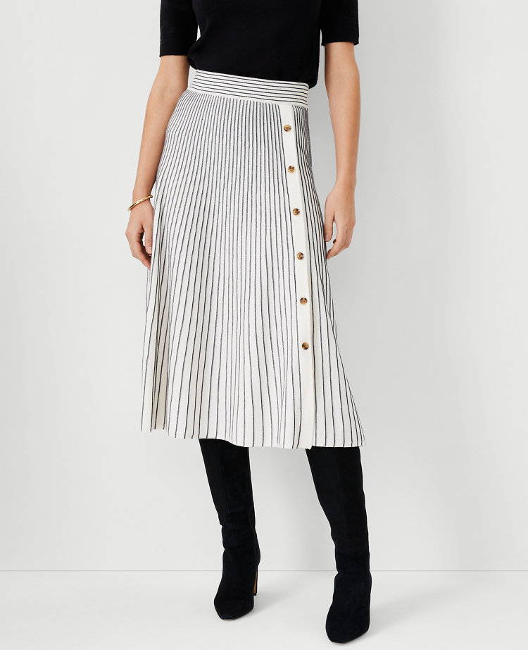 Stripe Pleated Sweater Skirt