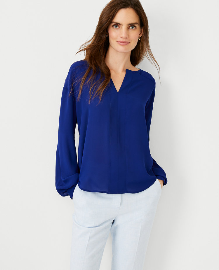 Seamed Split Neck Popover