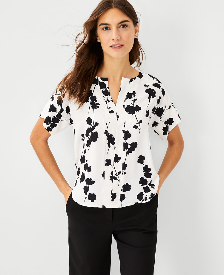 Floral Seamed Split Neck Popover