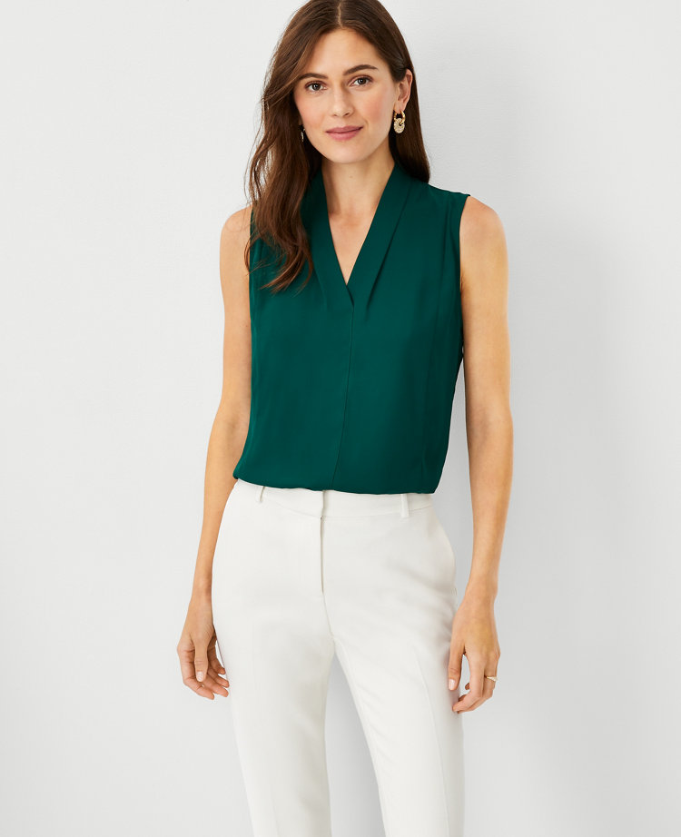 Overlapped V-Neck Shell