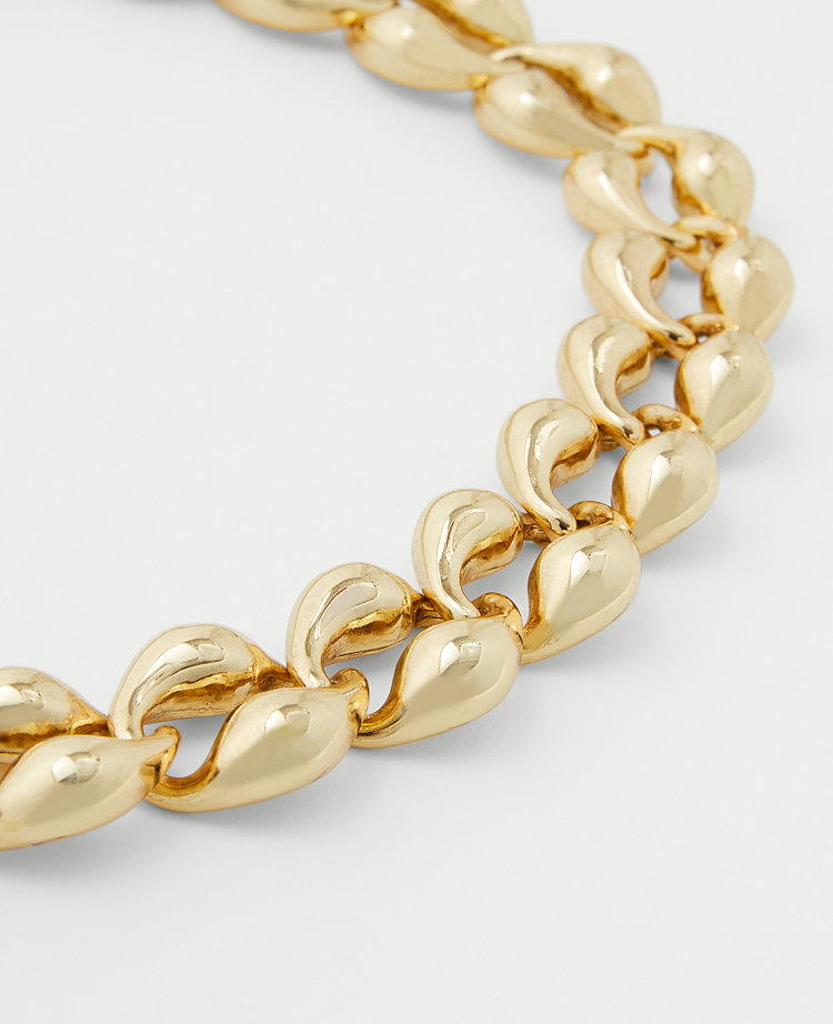 Curved Chain Link Necklace