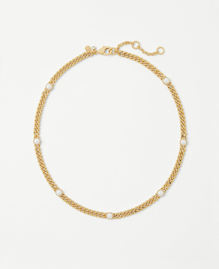 Pearlized Delicate Chain Necklace