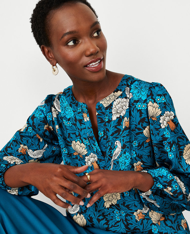 Floral Split Neck Popover