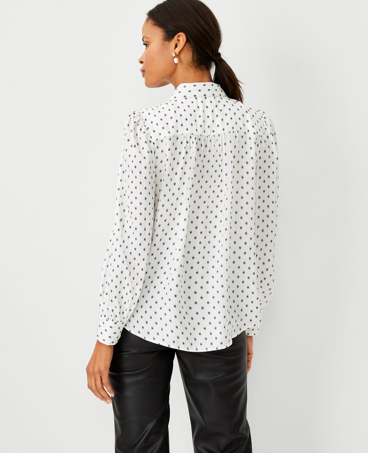 Petite Geo Collared Button Down Blouse