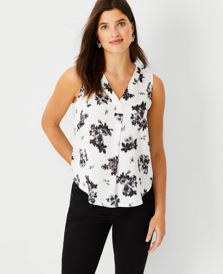 Petite Shimmer Ikat Floral Mixed Media Pleat Front Shell