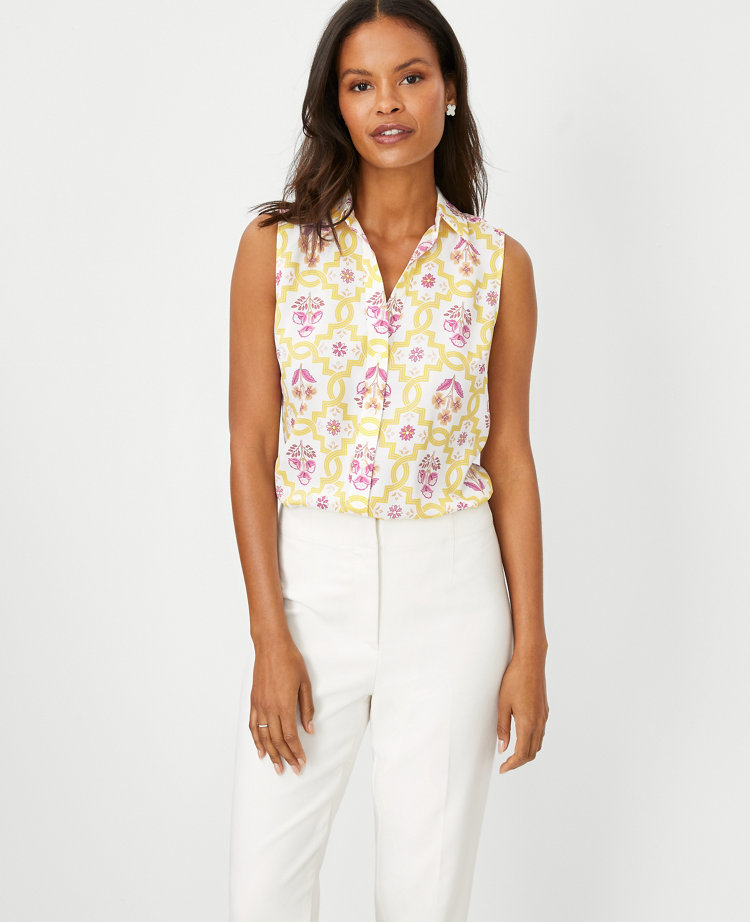 Tile Print Sleeveless Essential Shirt