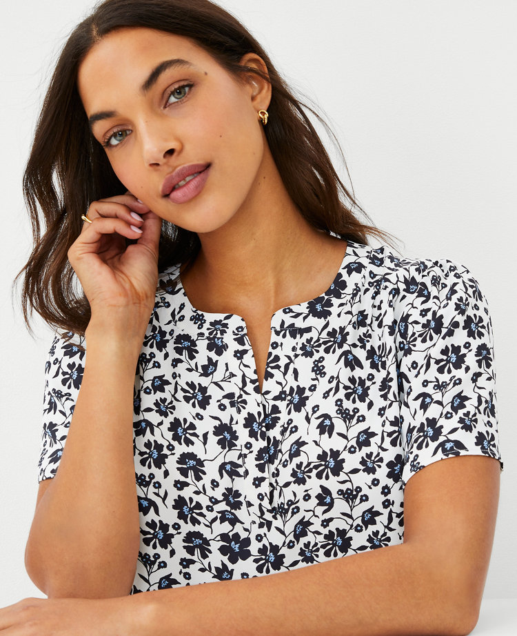 Floral Split Neck Popover