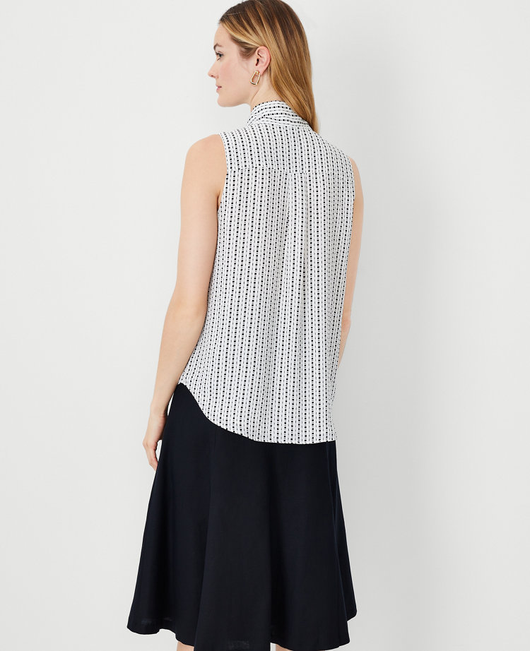 Striped Bow Neck Shell