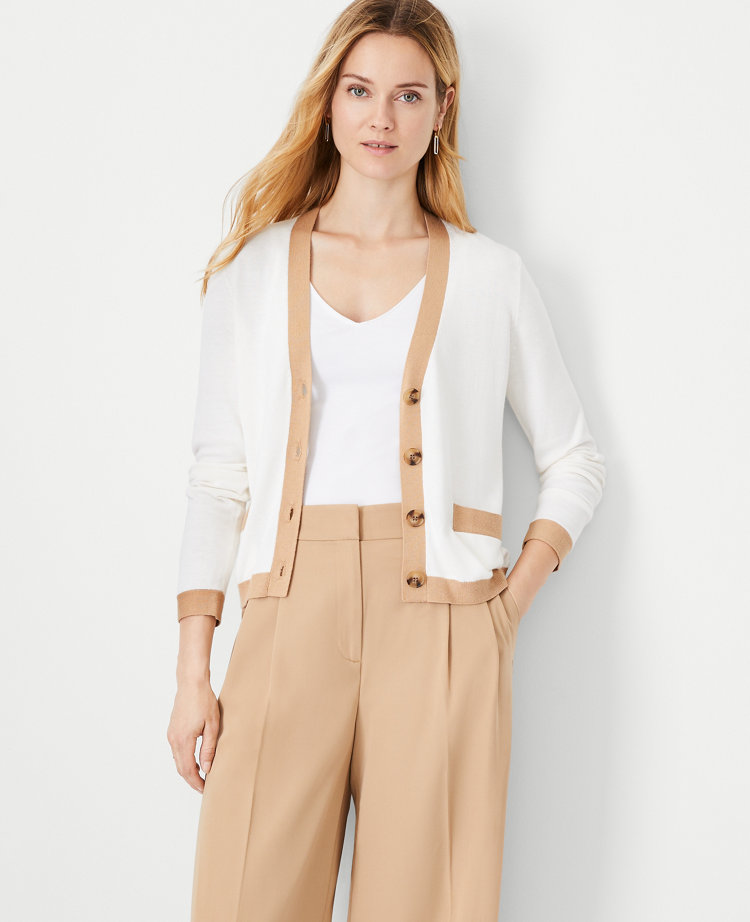 Tipped Pocket V-Neck Cardigan