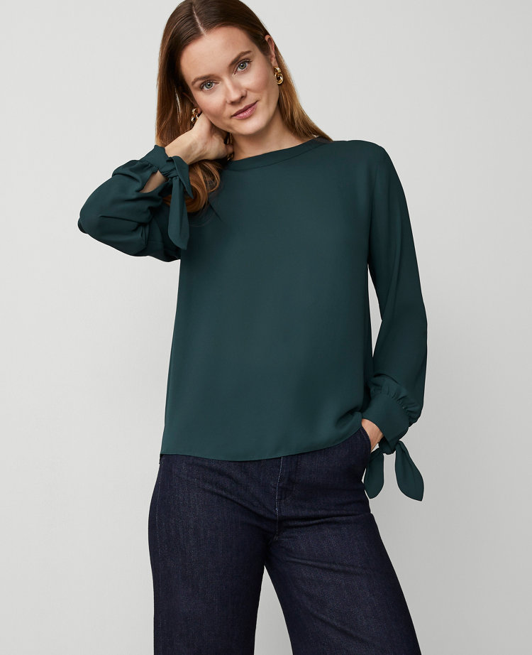 Crew Neck Cuff Tie Top