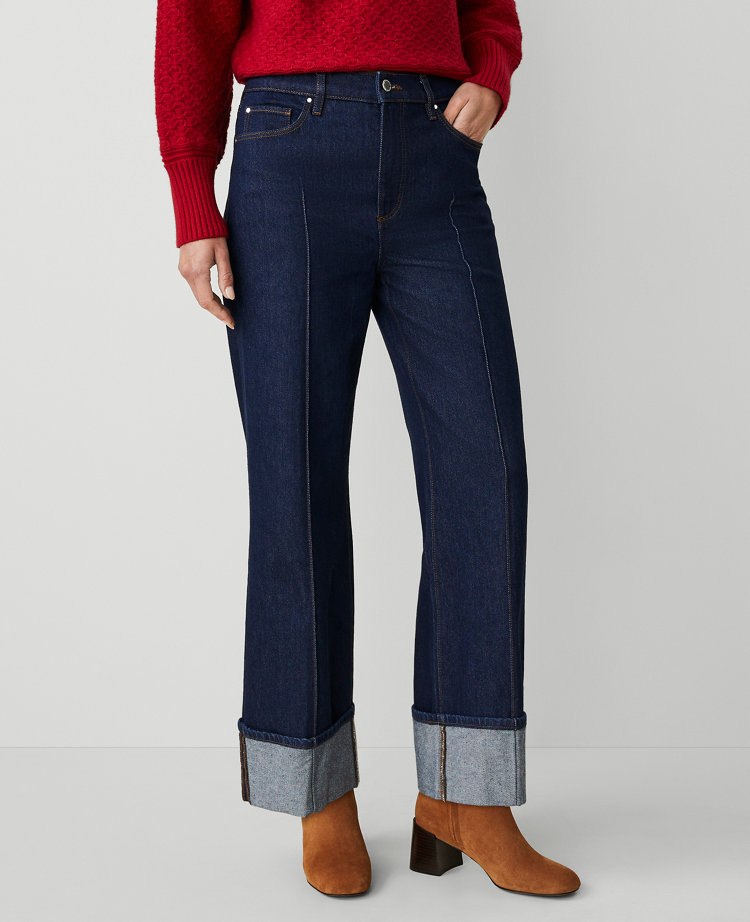 Weekend Collection Crop Pintuck Jean