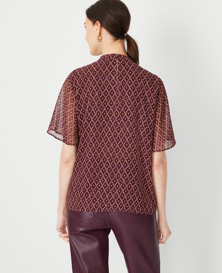Geo Mock Neck Angel Sleeve Popover