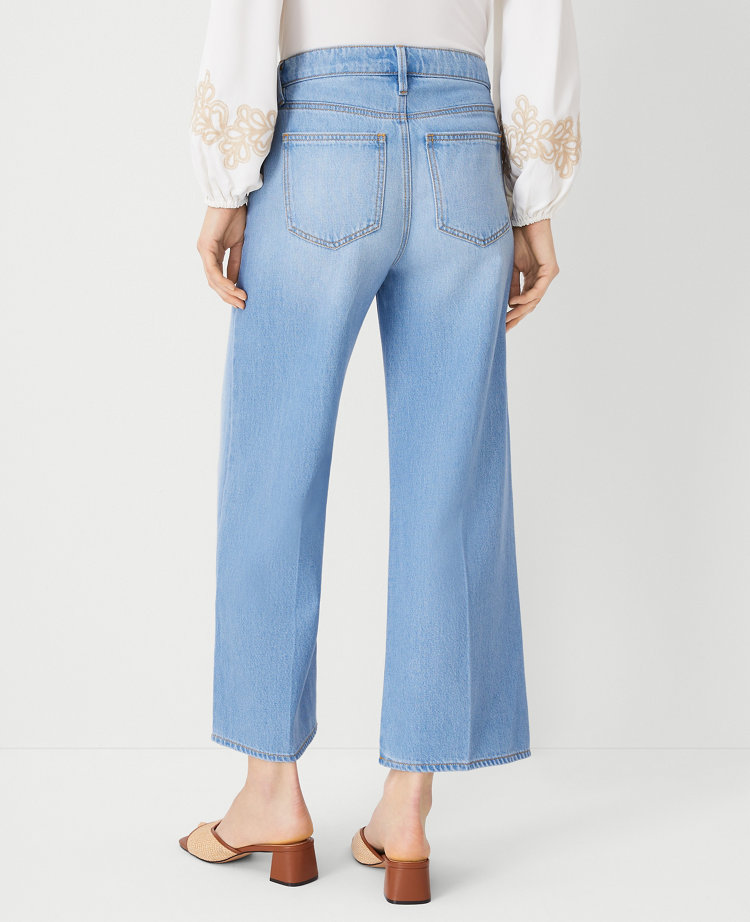 The Wide-Leg Crop Jean