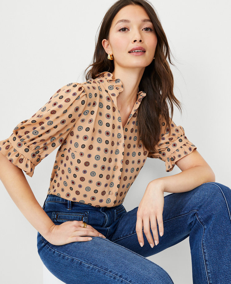 Geo Ruffle Collar Button Top