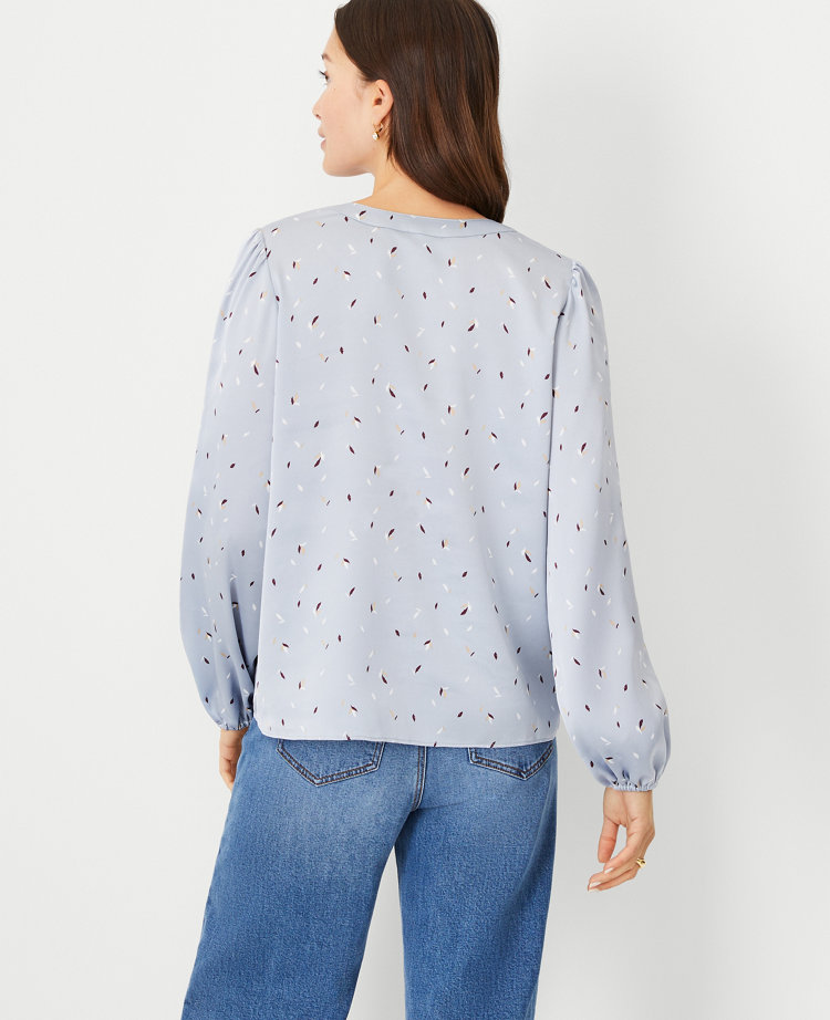 Leafed Split Neck Popover