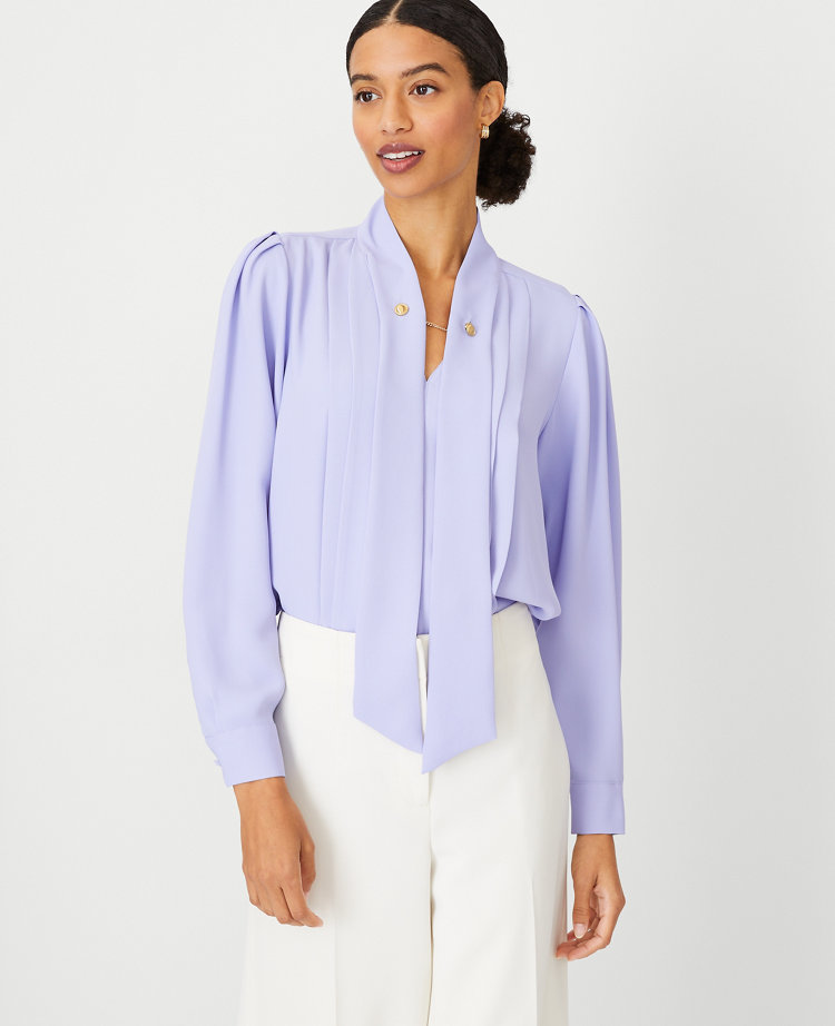 Chain Tie Neck Popover
