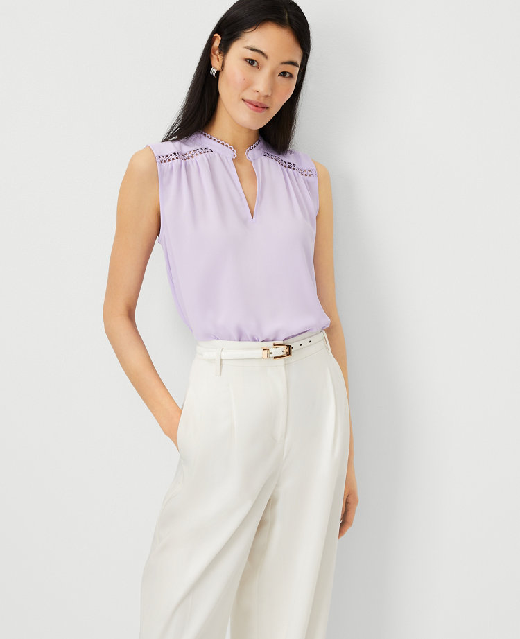 Piped Split Neck Popover