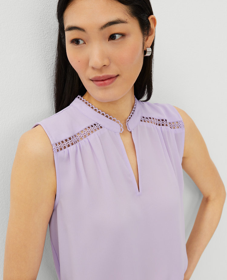 Piped Split Neck Popover