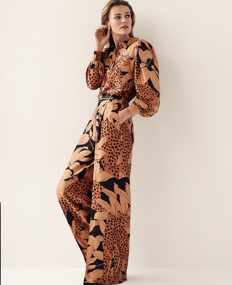 The Petite Pleated Wide-Leg Pant