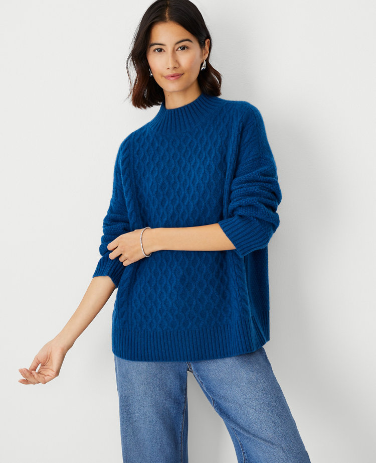 Relaxed Cashmere Cable Sweater
