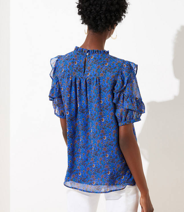 Petite Vine Ruffle Puff Sleeve Blouse