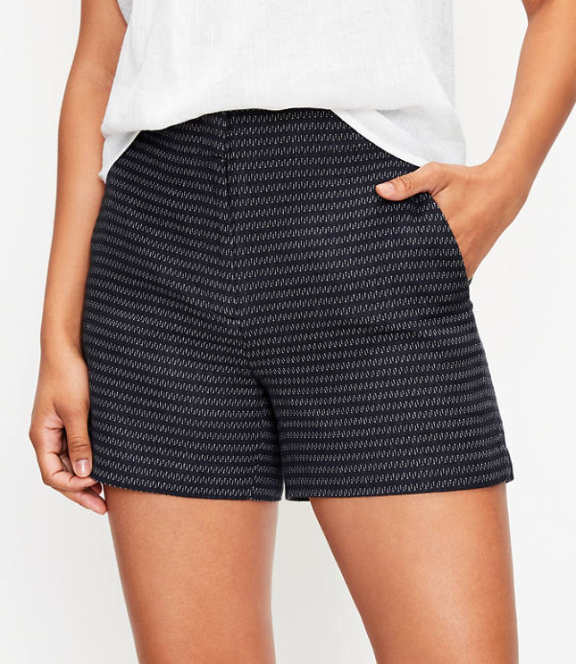 Structured Shorts in Texture