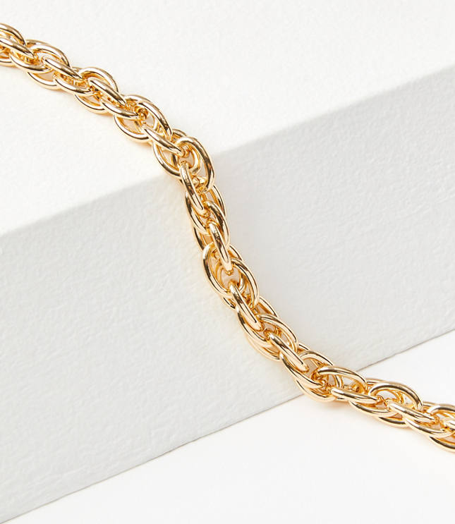 Twisted Chain Necklace