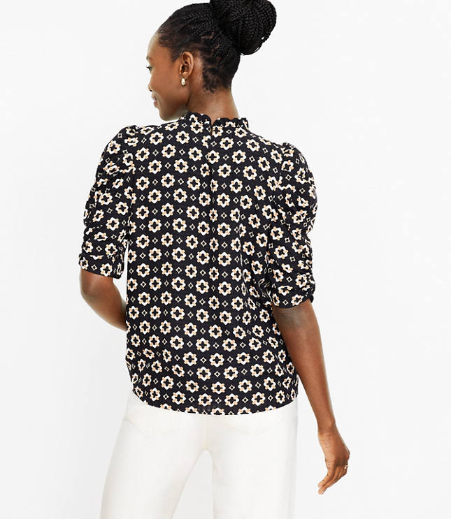 Petite Geo Cinched Sleeve Ruffle Neck Top