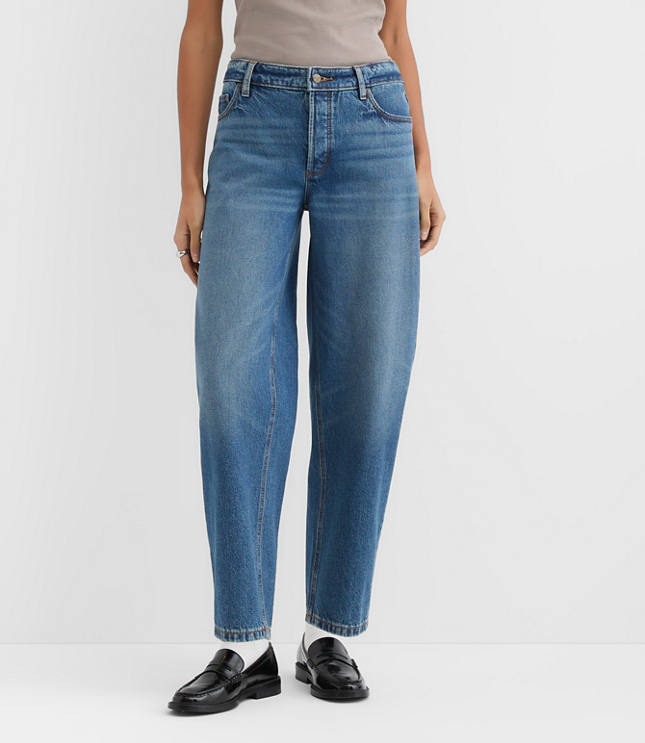 Rivete Tall Curvy Mid Rise Barrel Jeans in Echo Wash